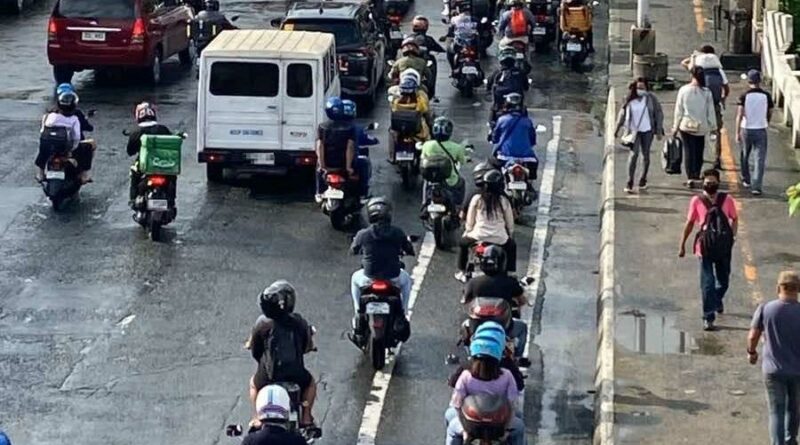 MMDA to ticket motorcycles using EDSA bike lanes starting Aug. 21, 2023 ...